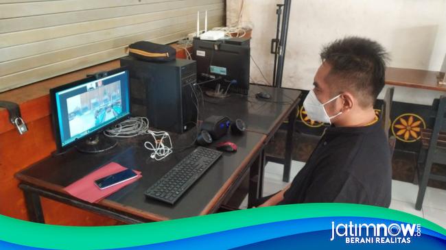 Penampakan Mas Bechi Ikuti Sidang Online dari Rutan Medaeng
