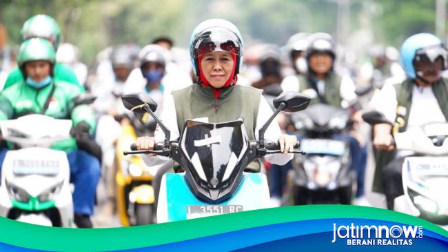 Konvoi Kendaraan Listrik di Jatim Pecahkan Rekor MURI