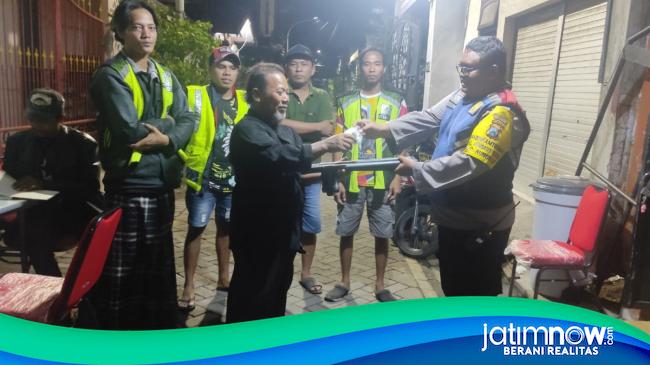 Mengintip Cara Pak Bhabin Antisipasi Kejahatan di Surabaya