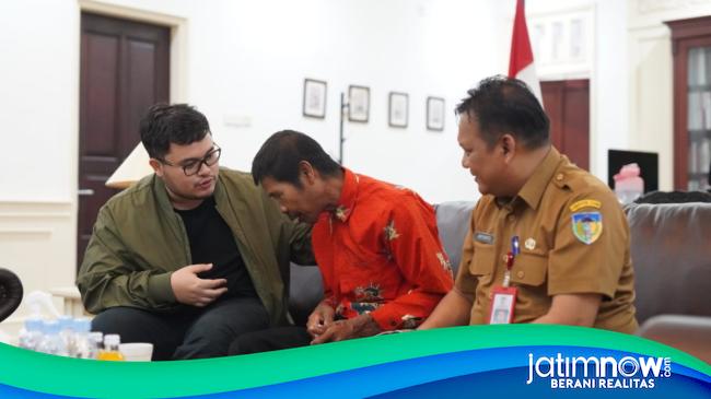 Kisah Lansia Penjual Roti Keliling Dorong Gerobak dari Wates hingga ...