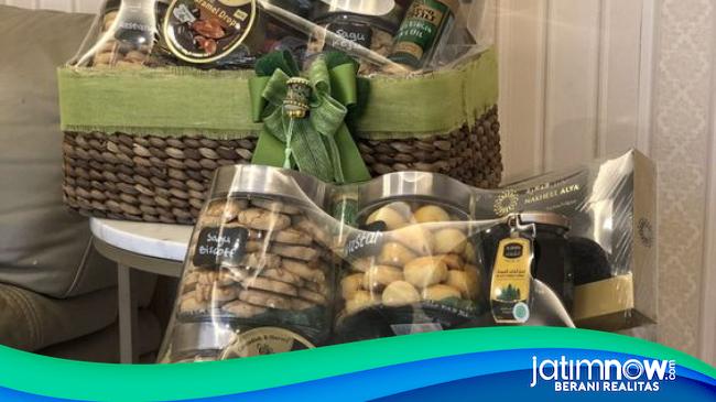 Tradisi Memberi Parcel dan Hampers di Hari Special, Apa Sih Bedanya?