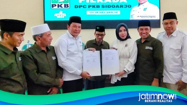 Analisis Pengamat soal Peluang Subandi-Mimik di Pilkada Sidoarjo 2024 Analisis Pengamat soal Peluang Subandi-Mimik di Pilkada Sidoarjo 2024