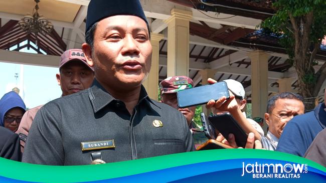 Plt Bupati Sidoarjo Tanggapi Penahanan Gus Muhdlor oleh KPK Plt Bupati Sidoarjo Tanggapi Penahanan Gus Muhdlor oleh KPK