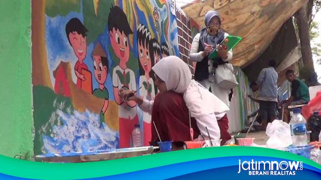 Mural Hari Bumi dari Tanah Majapahit