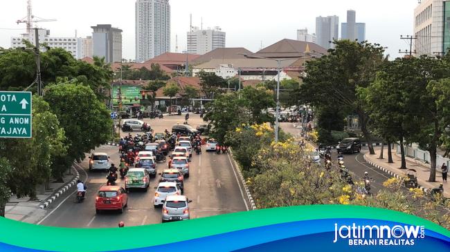 Live Traffic: Lalu Lintas Sekitaran Prof. Moestopo, Surabaya